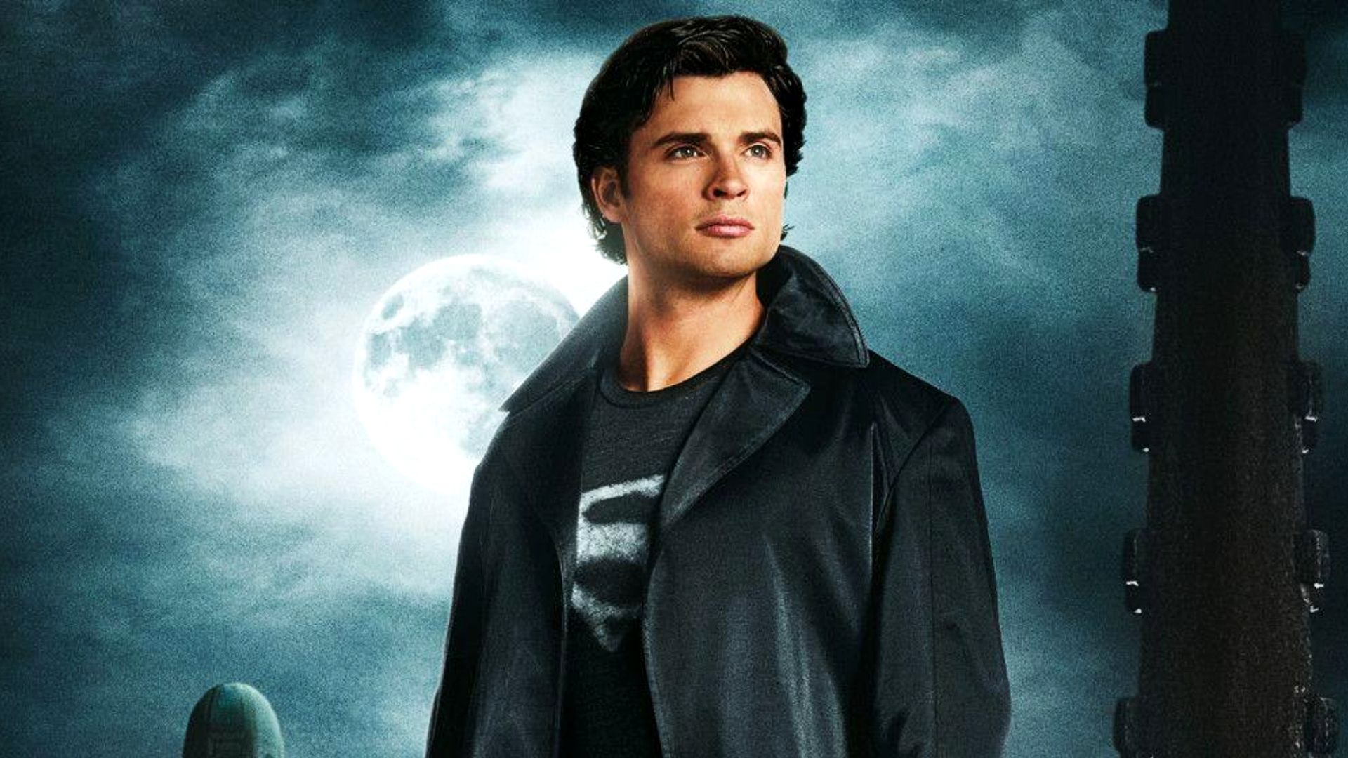 10 superhero shows that tried to be the next Smallville