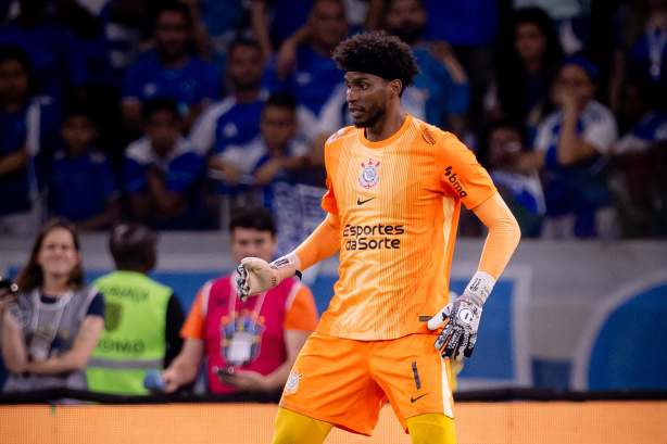 Corinthians tem cinco pendurados e duas dúvidas para enfrentar o ...