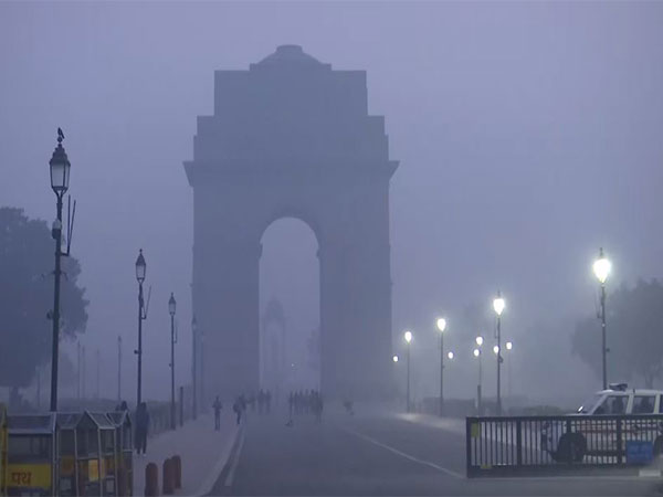 Delhi records very poor air quality amid cold wave, AQI at 346