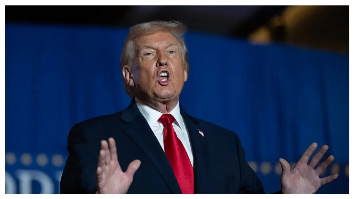 'Just plain nuts!': Trump flips a lid the moment he realizes reporter ...