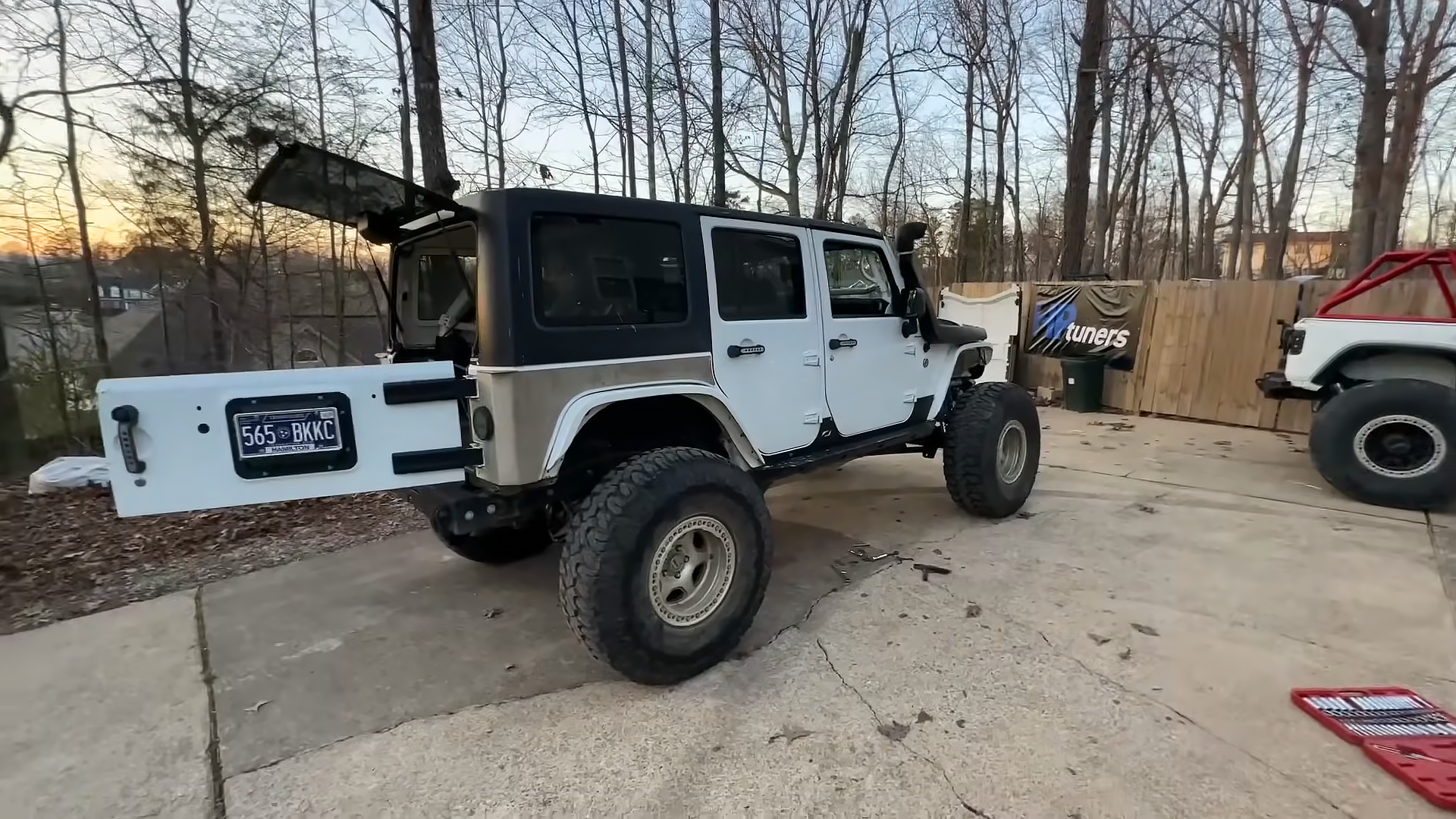 I swapped my Jeep's engine for a Hemi!