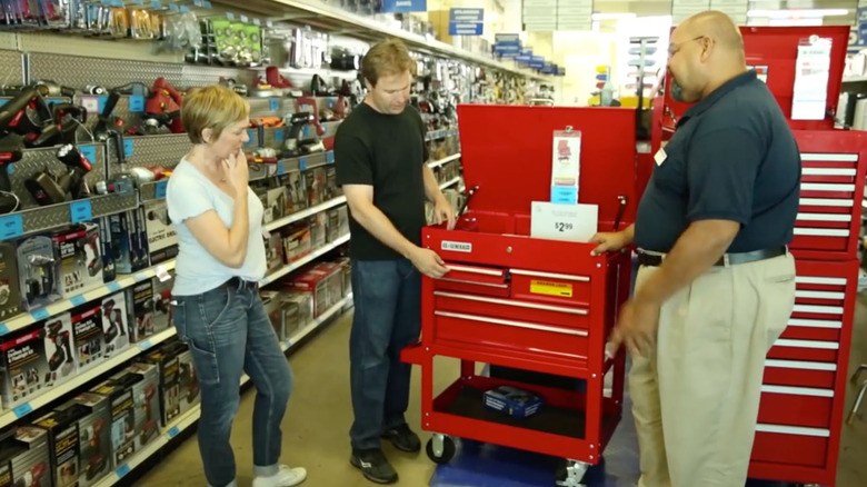 What to know about Harbor Freight's return policy before checking out