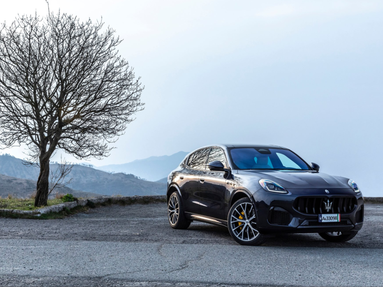 Maserati just ditched the four-cylinder—the 2026 Grecale gets a twin ...