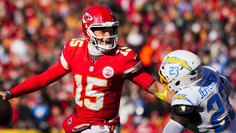Second half woes officially eliminate Chiefs from playoff contention