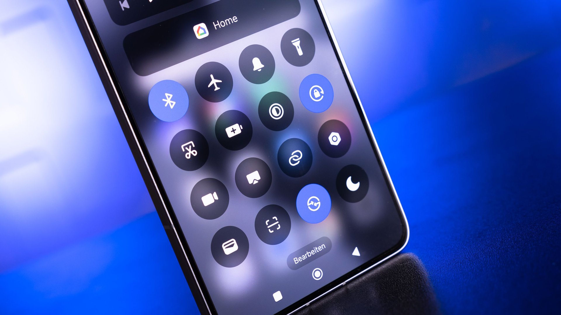 Kaum zu glauben: Die geheime Botschaft im Bluetooth-Logo