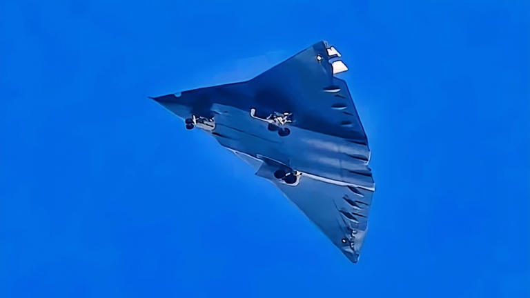 China’s new J-36 stealth fighter has 3 engines, a diamond wing, and no ...