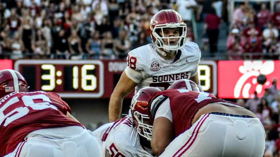 Oklahoma LB Owen Heinecke says his 2026 eligibility is 'a complicated ...
