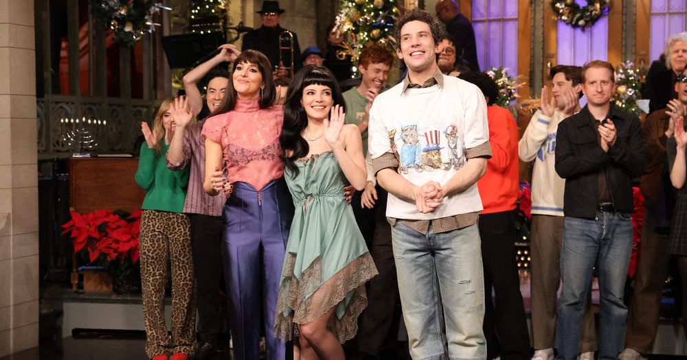 Saturday Night Live recap: Josh O’Connor kissed everyone except you
