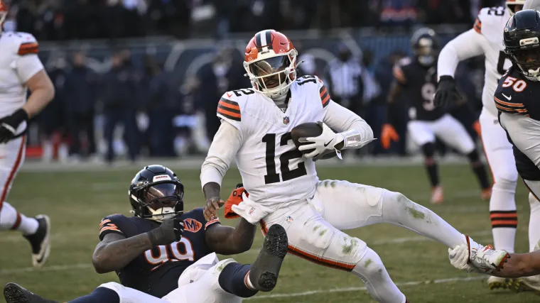 Shedeur Sanders stats today: Bears defense overwhelms Browns rookie ...