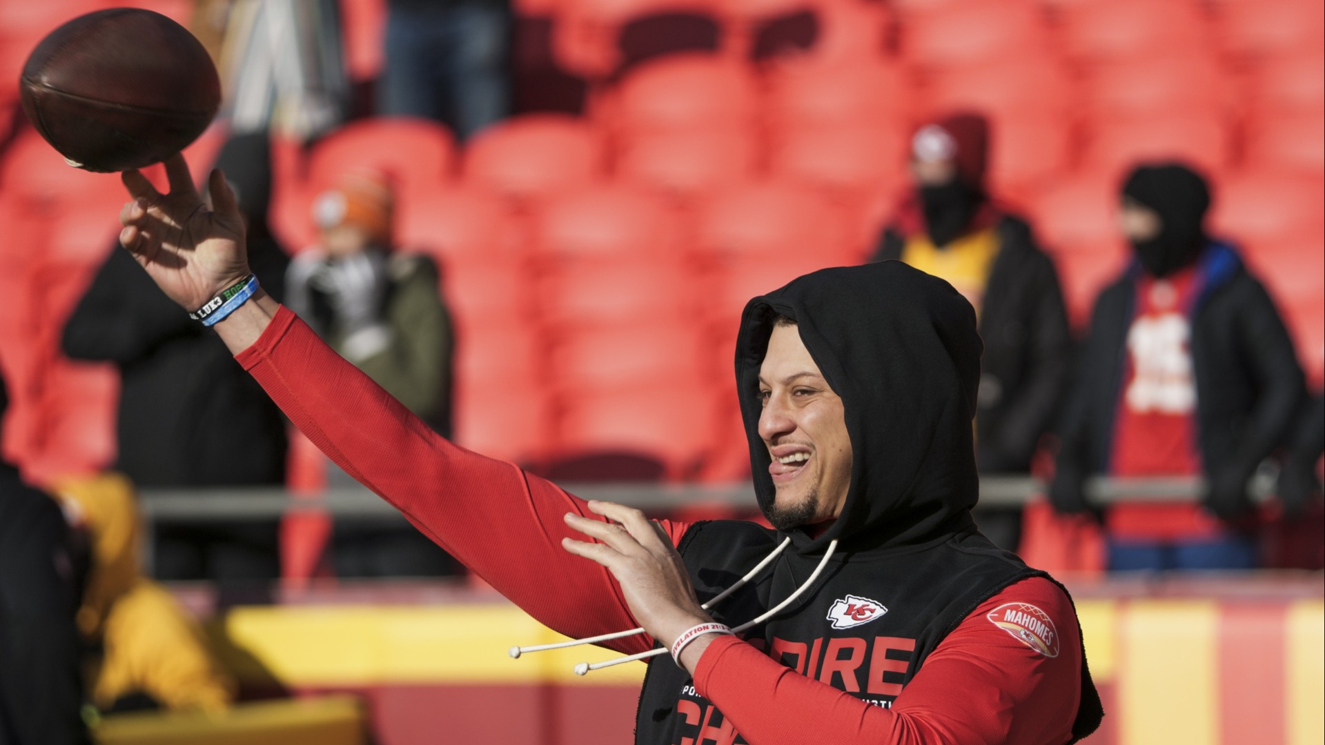 Chiefs struggle amid high stakes AFC clash with Chargers