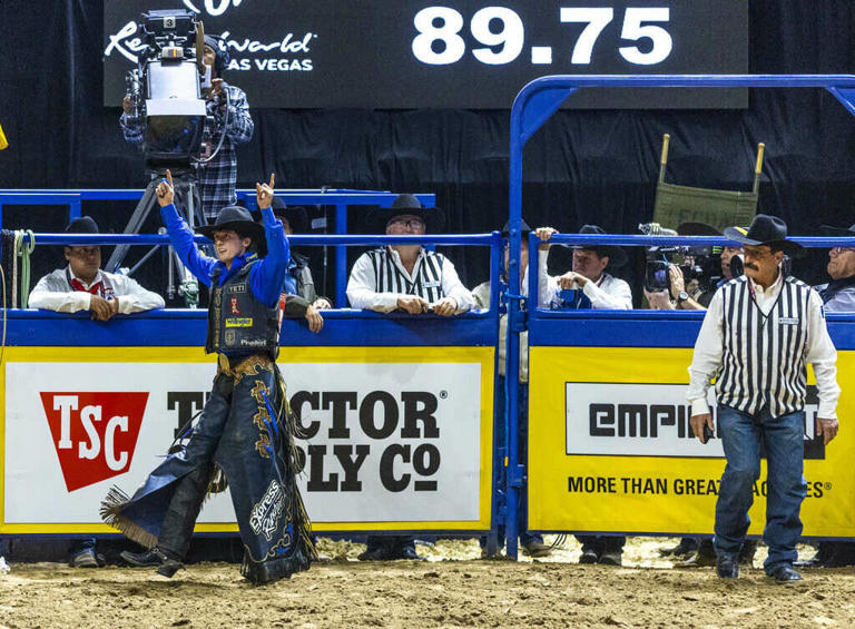 5 takeaways from NFR: Wright returns to get 10th title, wants 'more'