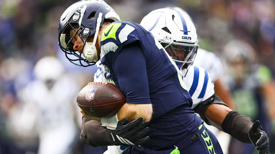 Seattle Seahawks studs & duds from a narrow win over the Indianapolis Colts