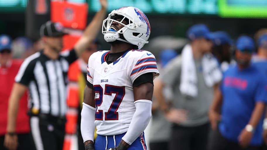Tre White's throwback effort highlights strong day for Bills' veterans ...