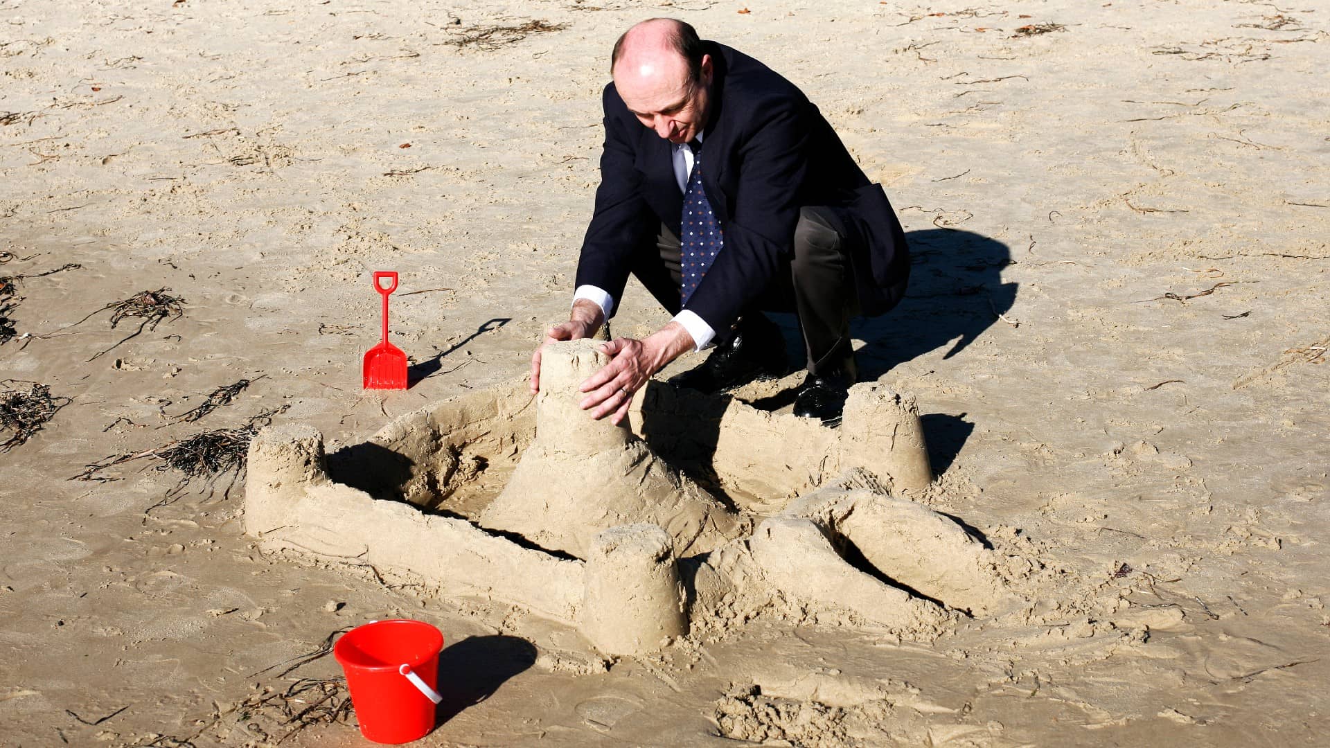 Own the VanEck Wide Moat ETF? Here's what you're really buying