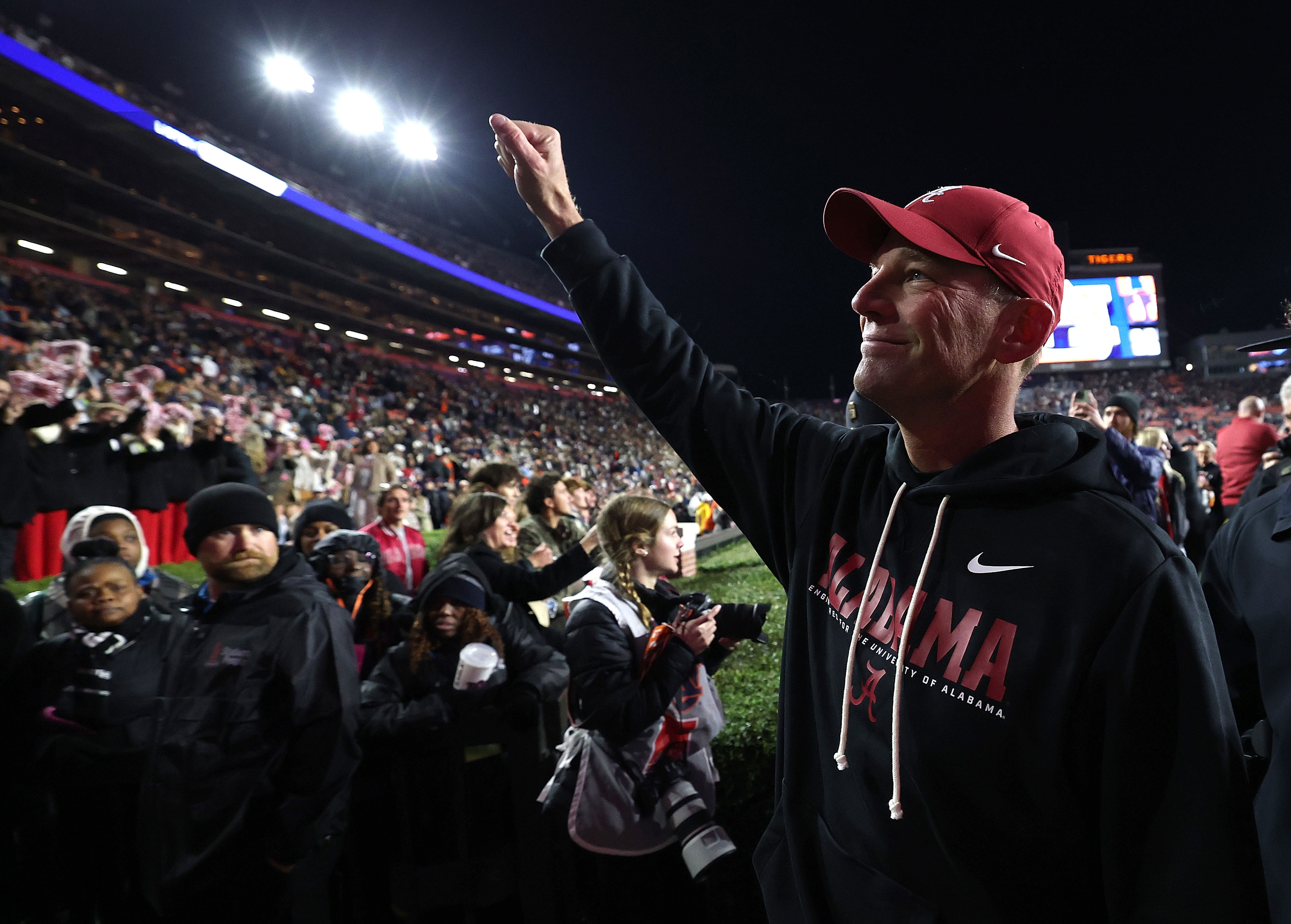 Kalen DeBoer insists he’s staying at Alabama amid Michigan coaching rumors