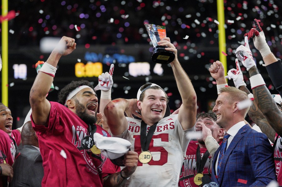 Indiana football team featured on CBS’ '60 Minutes'