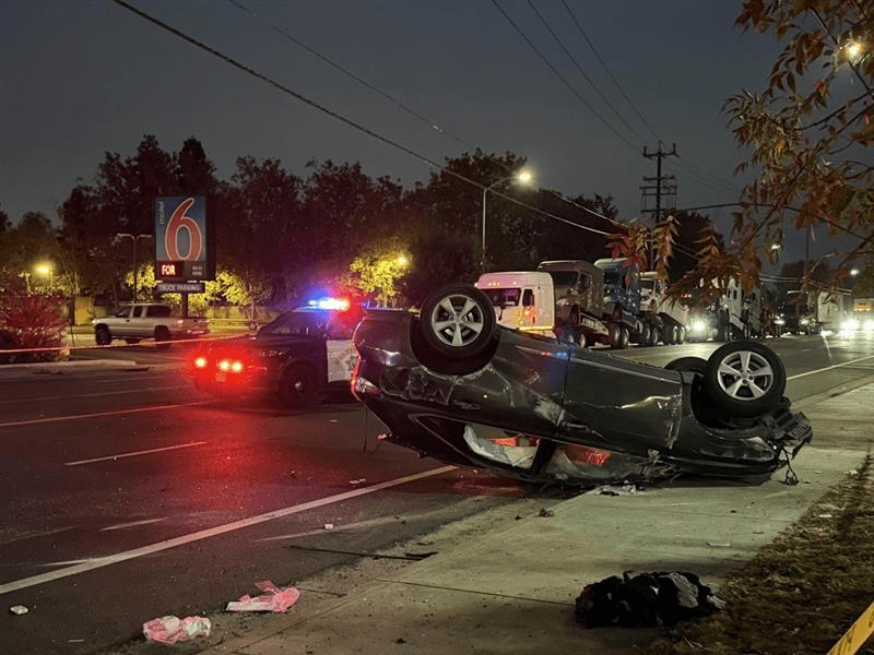 Vehicle crash in South Sacramento leaves 1 dead, 2 injured, CHP ...