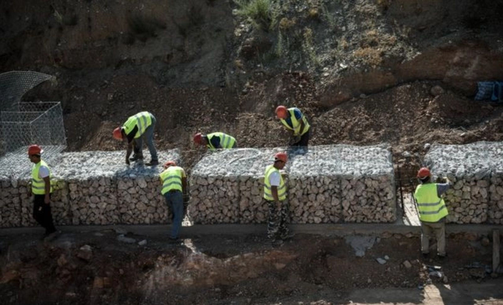 Νάρκη στο ΑΕΠ από τις ελλείψεις προσωπικού