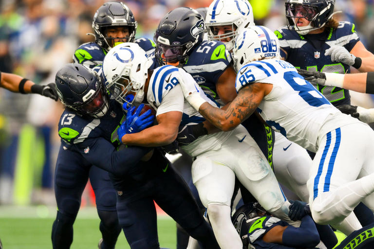 Texans' win eliminates Colts from 2025 playoffs; what derailed a ...