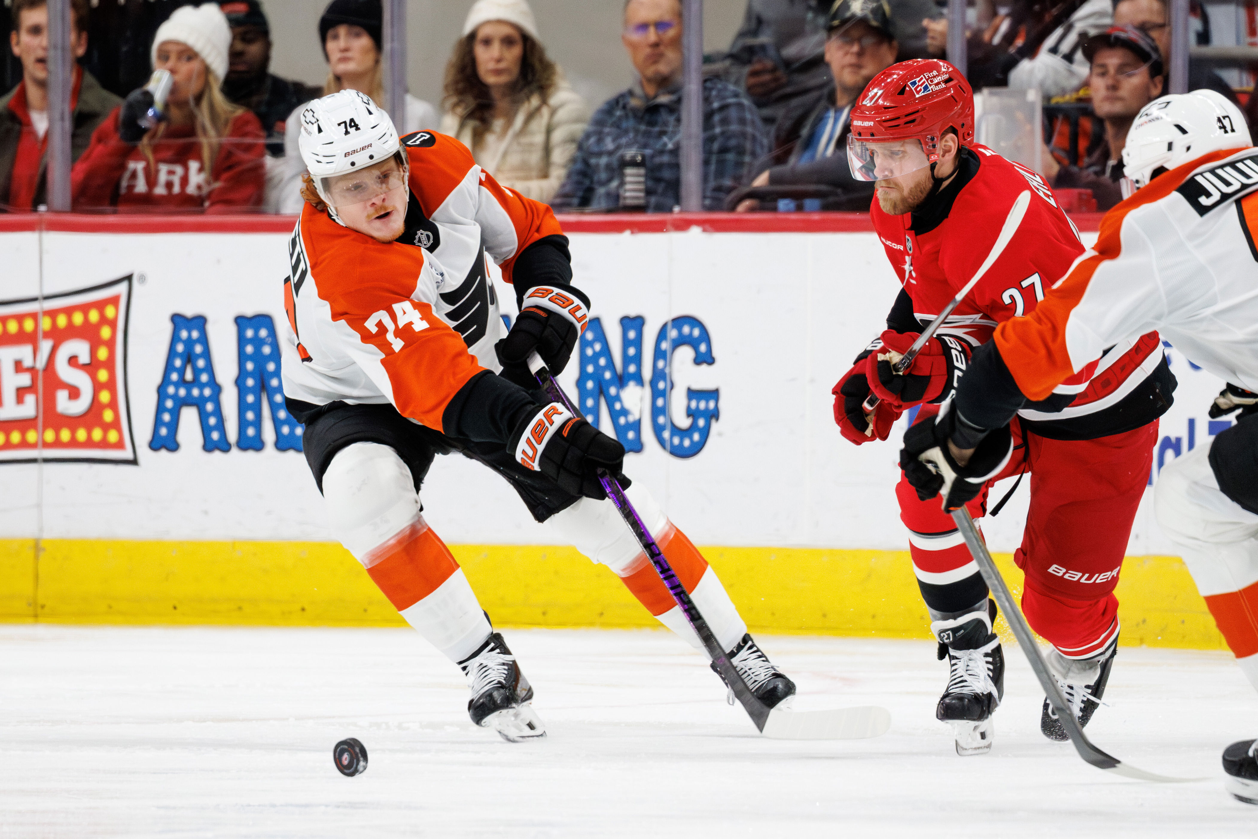 Svechnikov scores in shootout as Hurricanes beat Flyers 3-2 for 4th ...