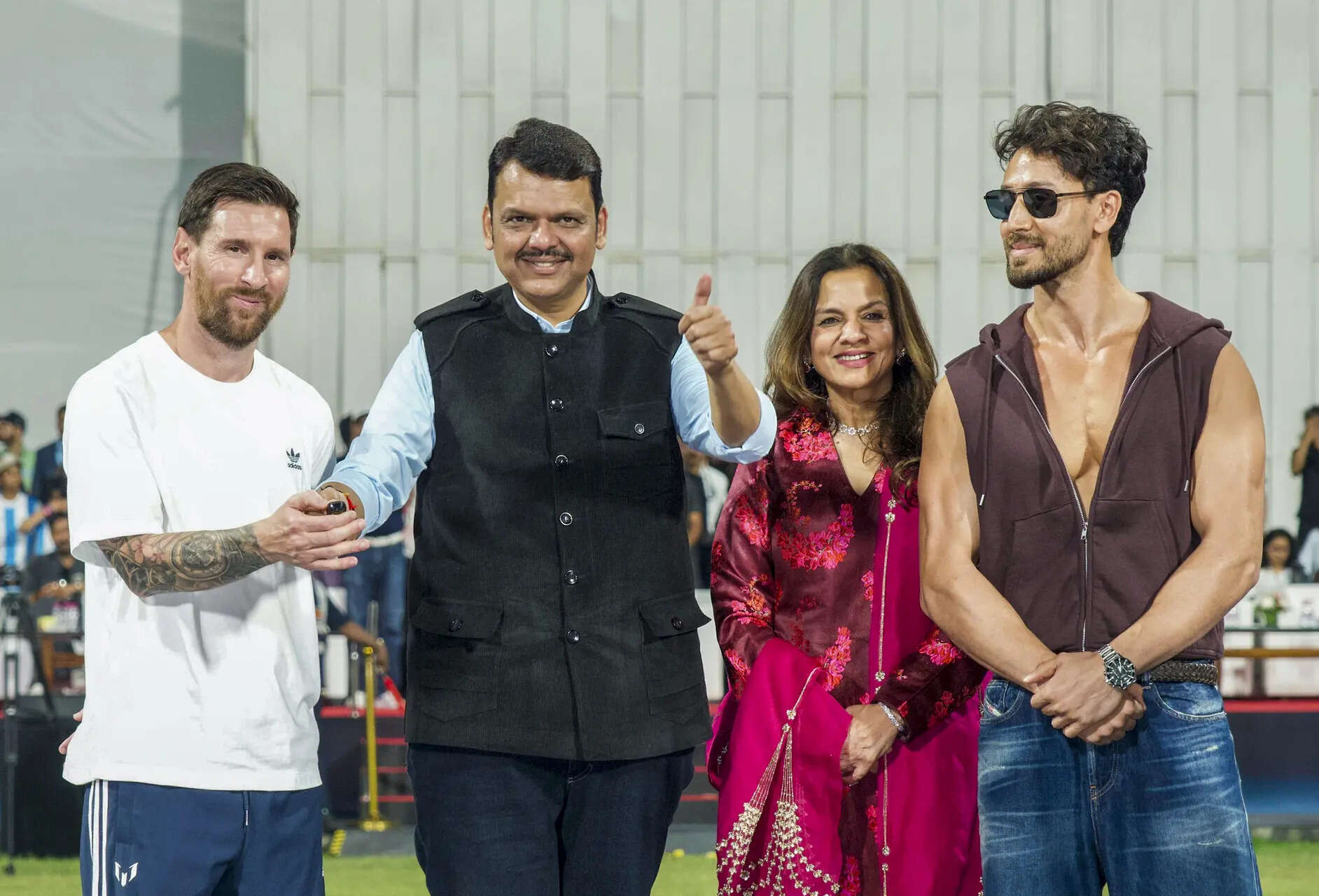 Lionel Messi GOAT India tour goes wrong! CM Devendra Fadnavis, Ajay Devgn and Tiger Shroff booed ...