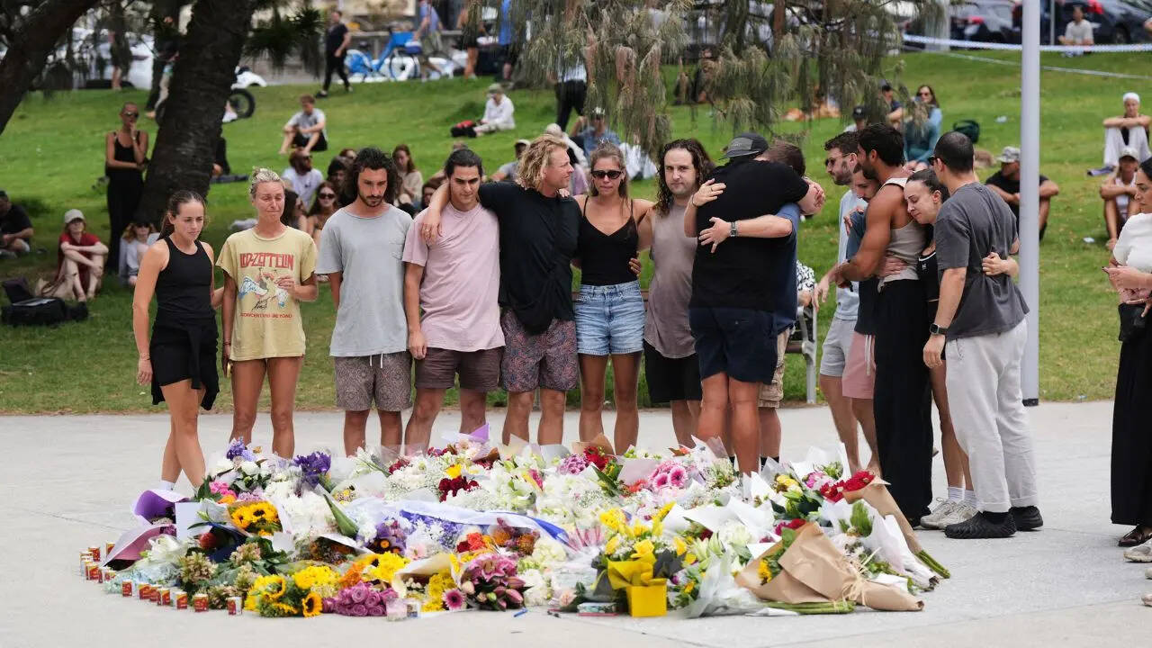 Are Bondi Beach gunmen Sajid Akram and Naveed Akram affiliated to IS? Here's what we know