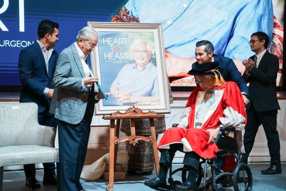 Monash University honours Tan Sri Dr Yahya Awang with honorary ...