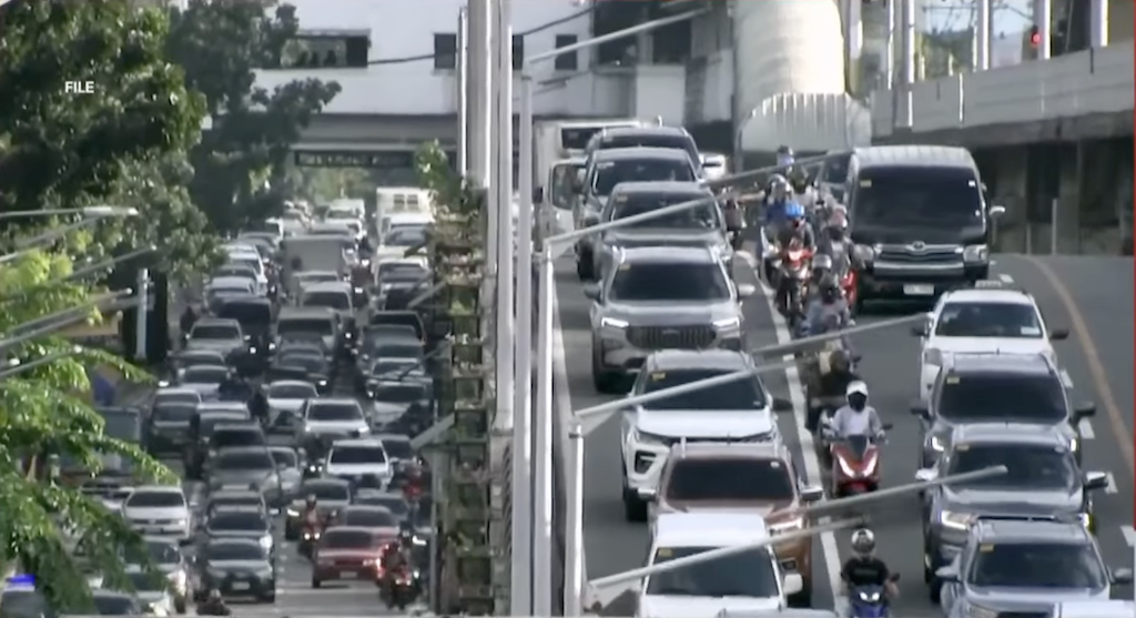 DSWD opens special ayuda payout for TNVS drivers in Metro Manila
