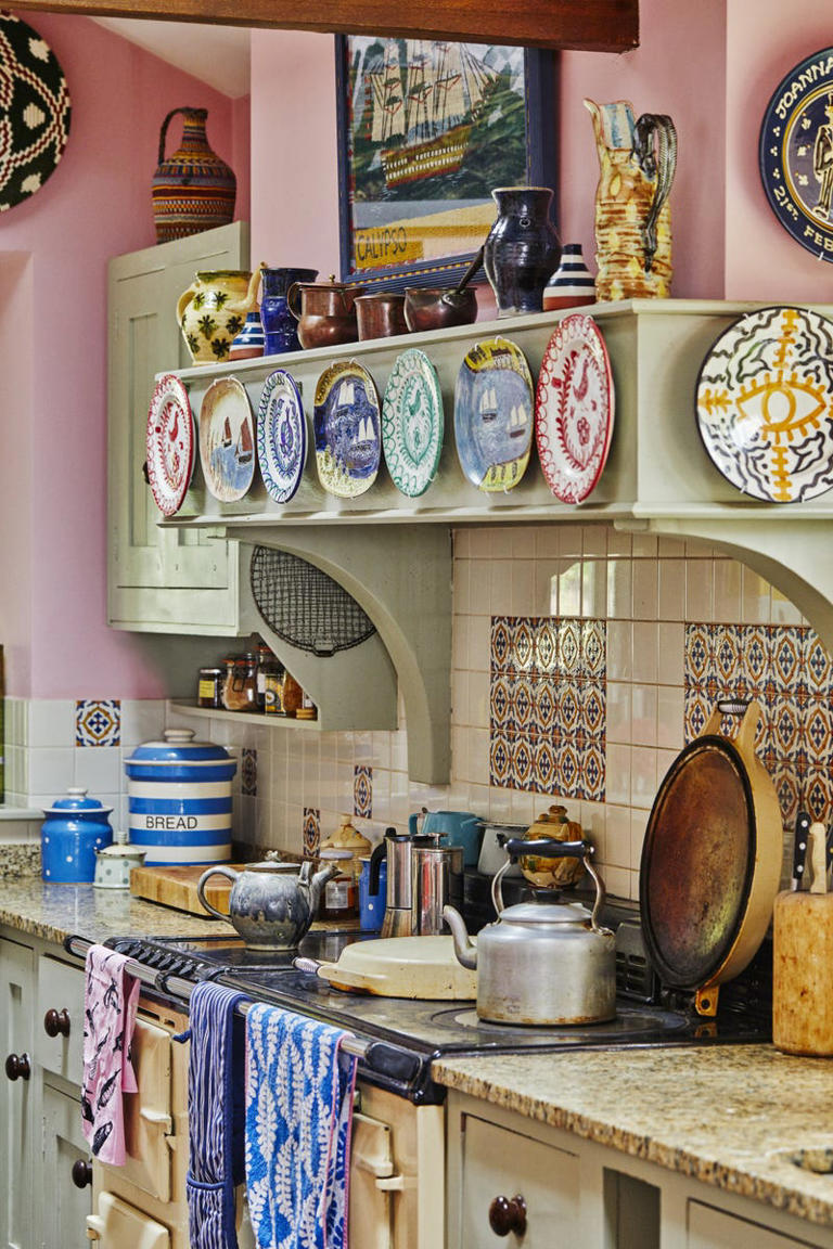 The '80s country kitchen trends making a comeback