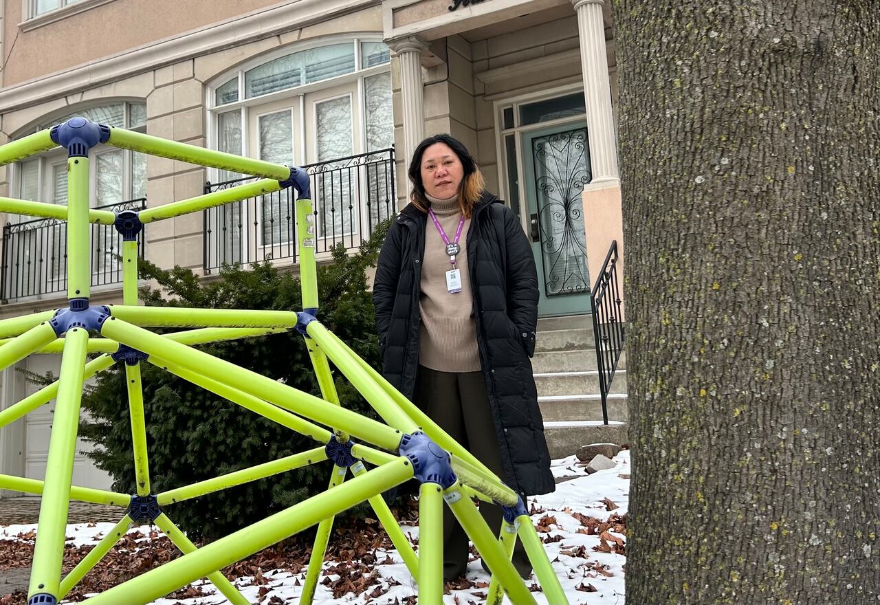 Vacant upscale north Toronto homes should house low-income families ...