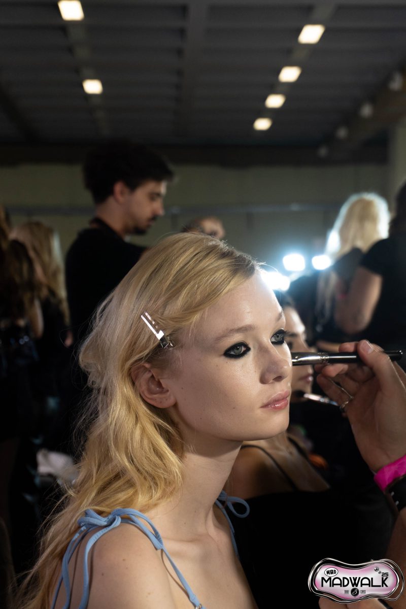 To trick του TikTok για smoky eye που θα ζήλευε κάθε makeup artist