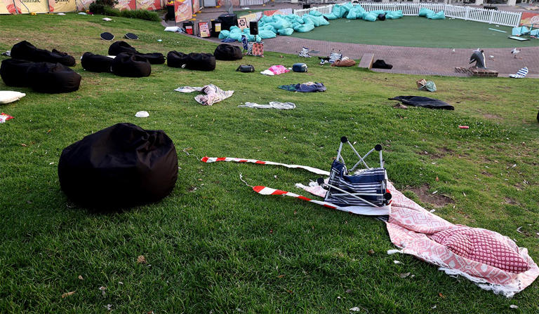 Bondi shooting hero says he wanted to protect 'innocent people' in ...