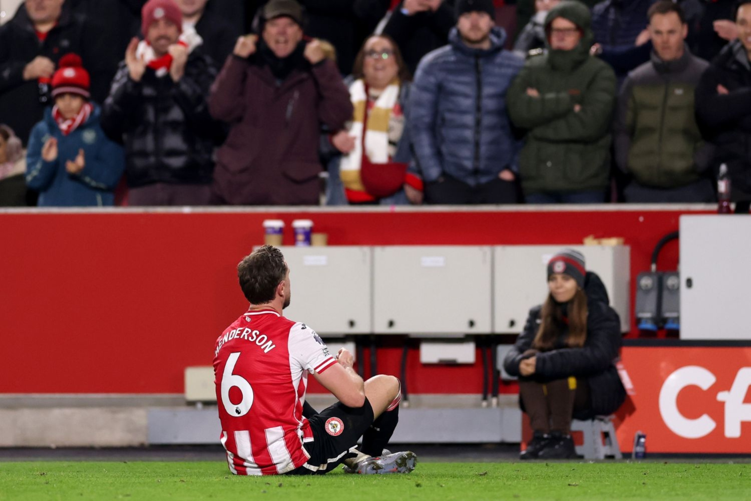 Henderson’s Jota celebration says everything after first Brentford goal