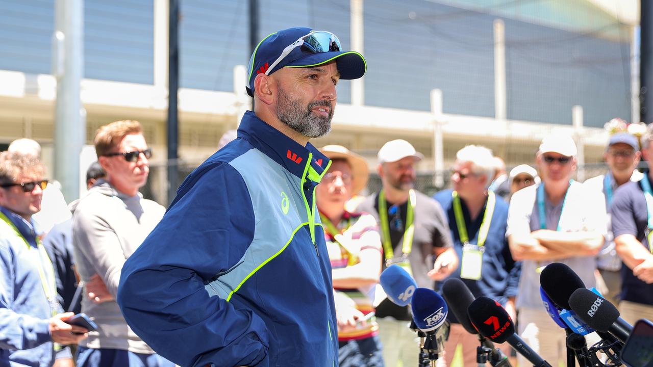 England make shock change for Ashes test