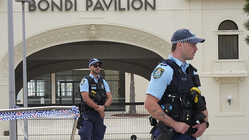 Tiroteio em Bondi Beach: o que se sabe até agora