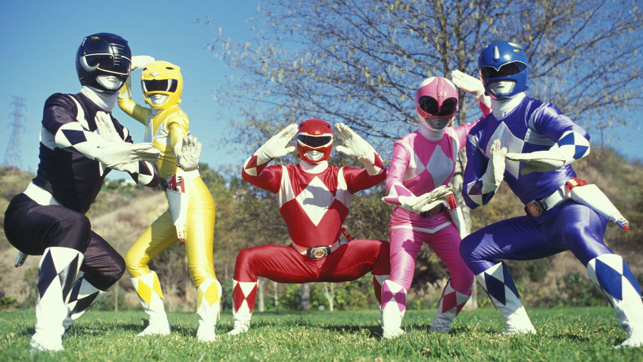 Mighty Morphin Power Rangers officially returns this summer with epic ...
