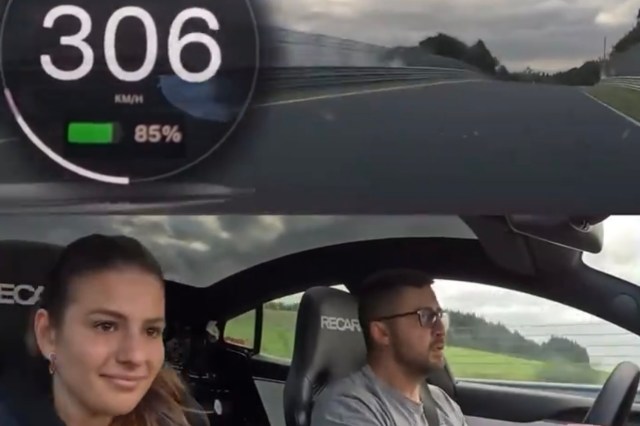 Dashcam footage captures what it's like to drive Tesla at full speed ...