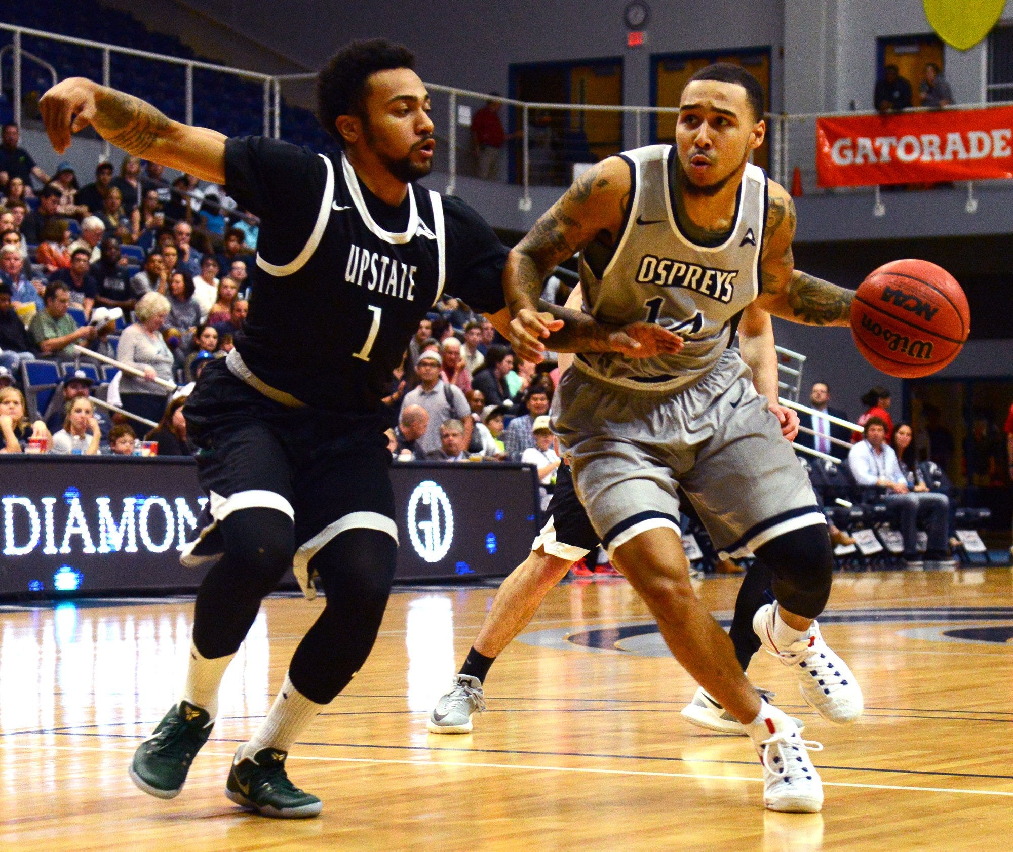 UNF men's basketball team travels nearly 6,000 miles in two losses