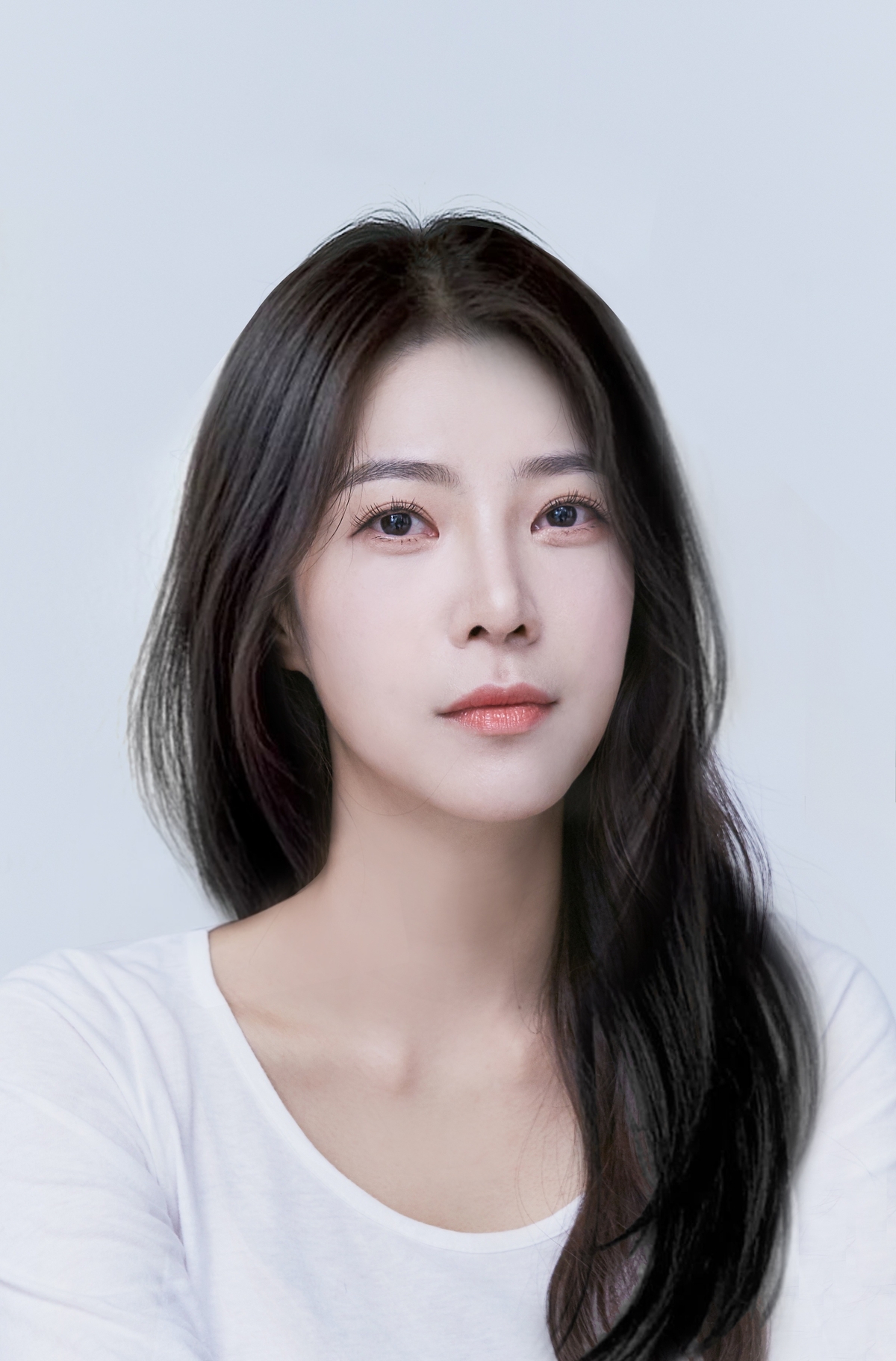 Actor Lee Ha-rang cast as lead Nam Ji-young in short-form drama 'Queen'