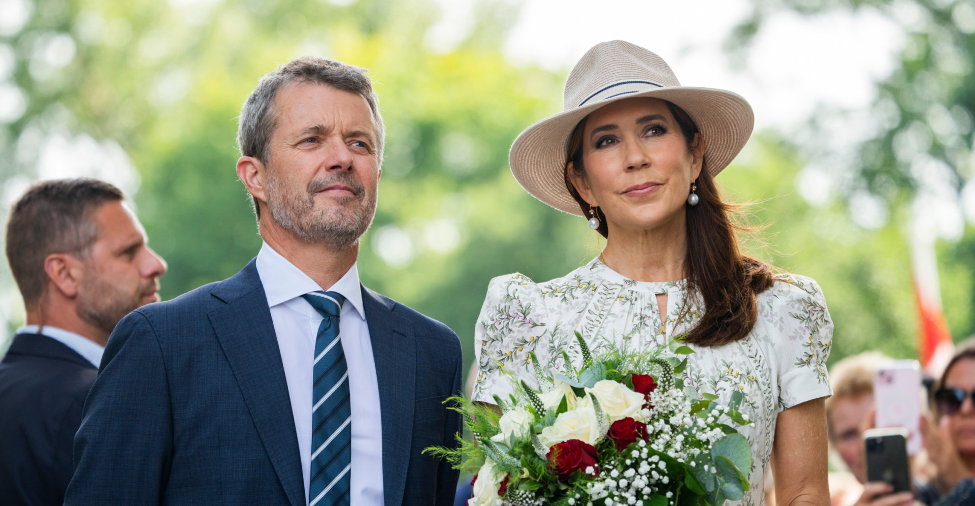 This Aussie fell for a tourist, and now she's a queen