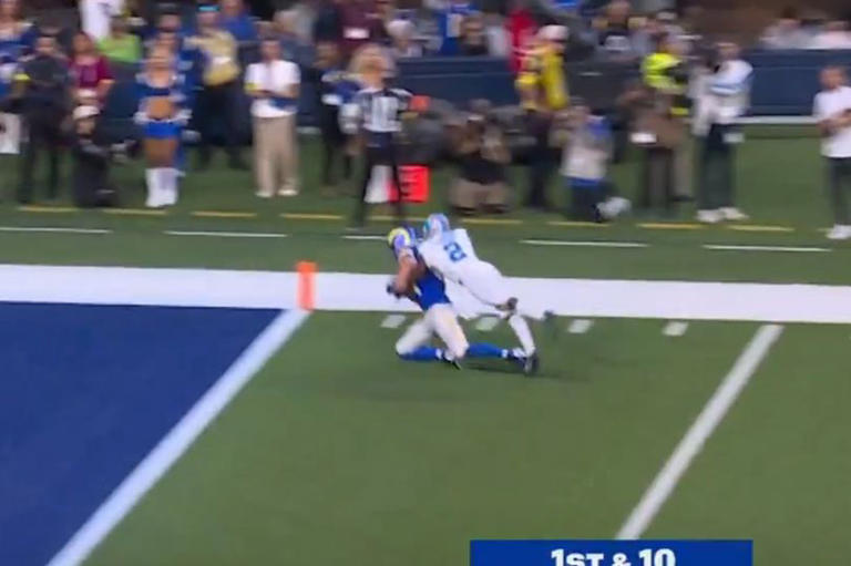 NFL fans rage over ‘worst touchdown call ever’ as explanation greeted ...