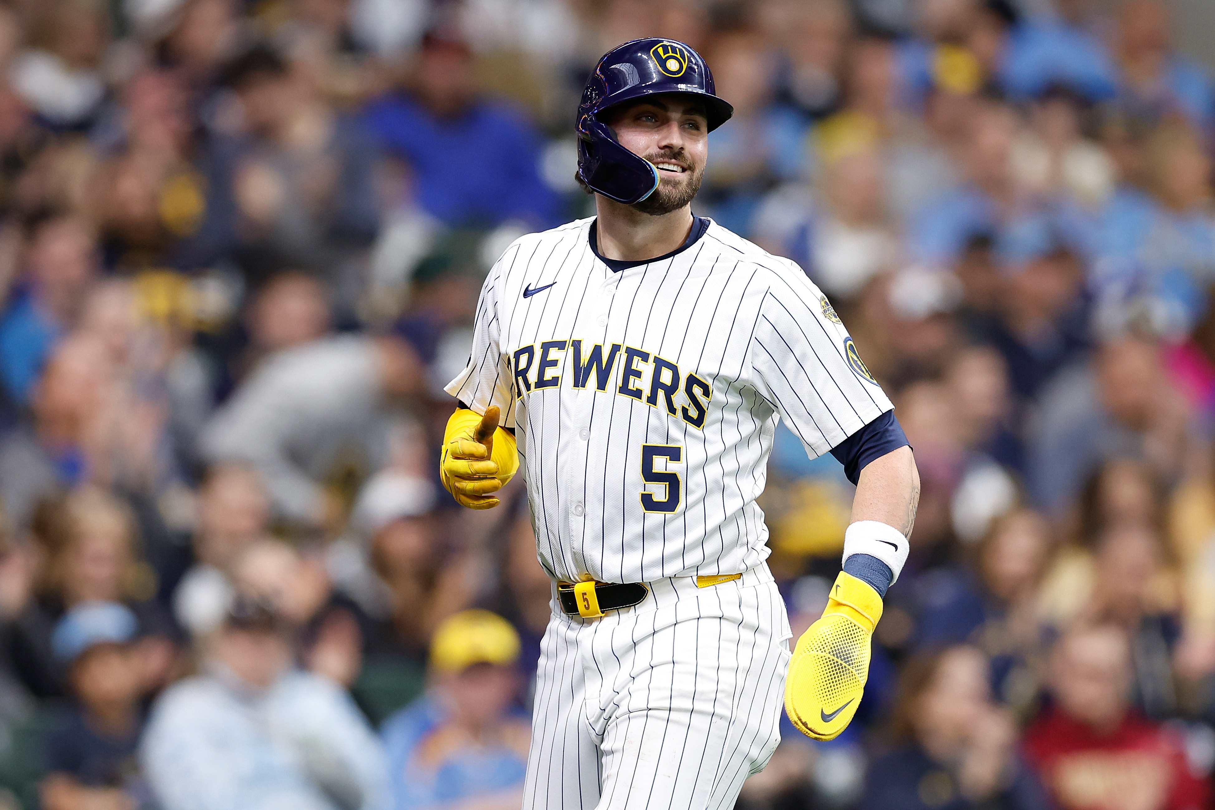 A look at the Brewers outfield after the departure of Isaac Collins