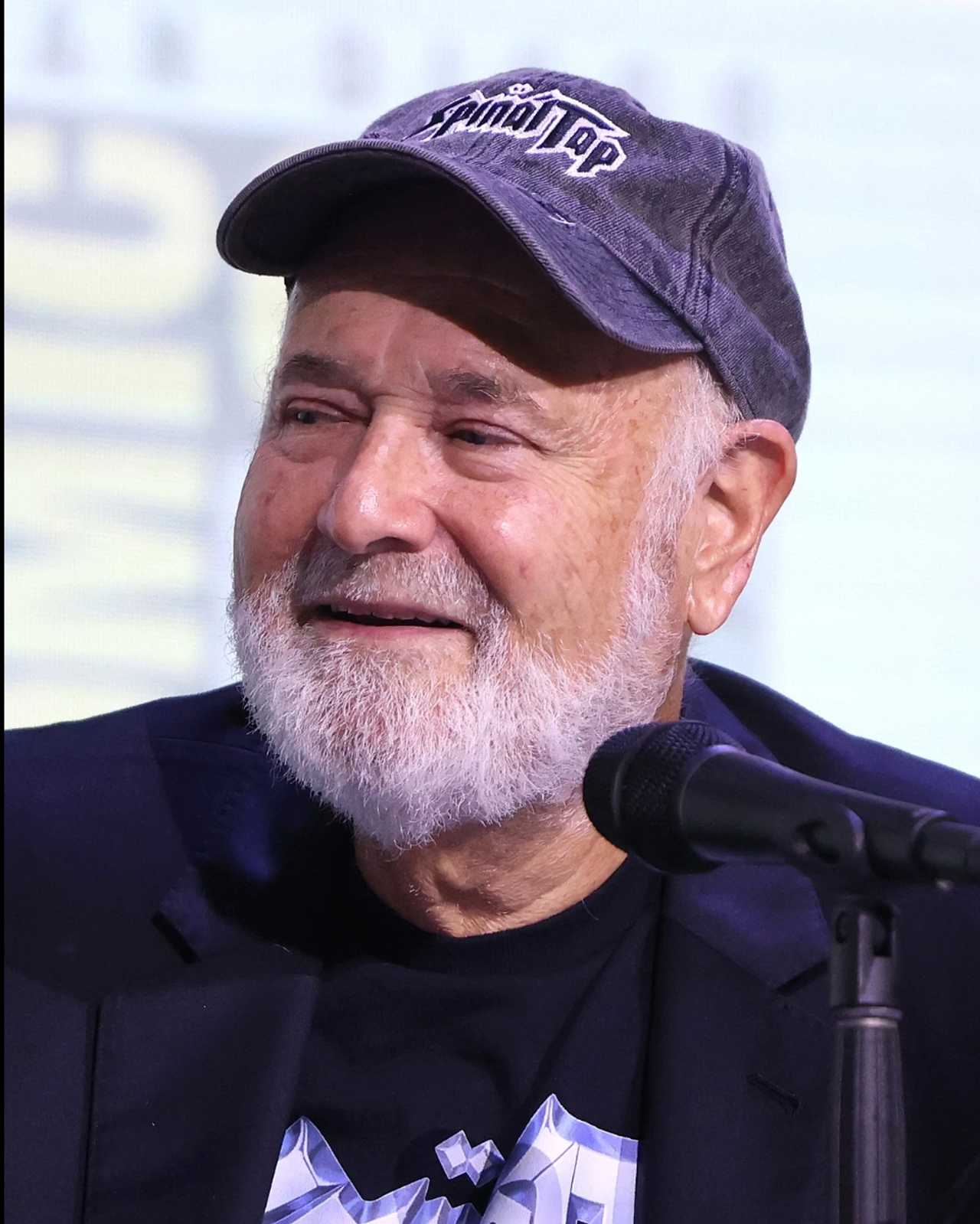 Daughter Found Rob Reiner, Wife Dead, New Report Says