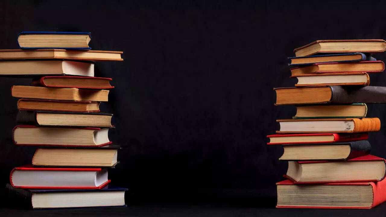 8 life lessons from "The Alchemist" by Paulo Coelho