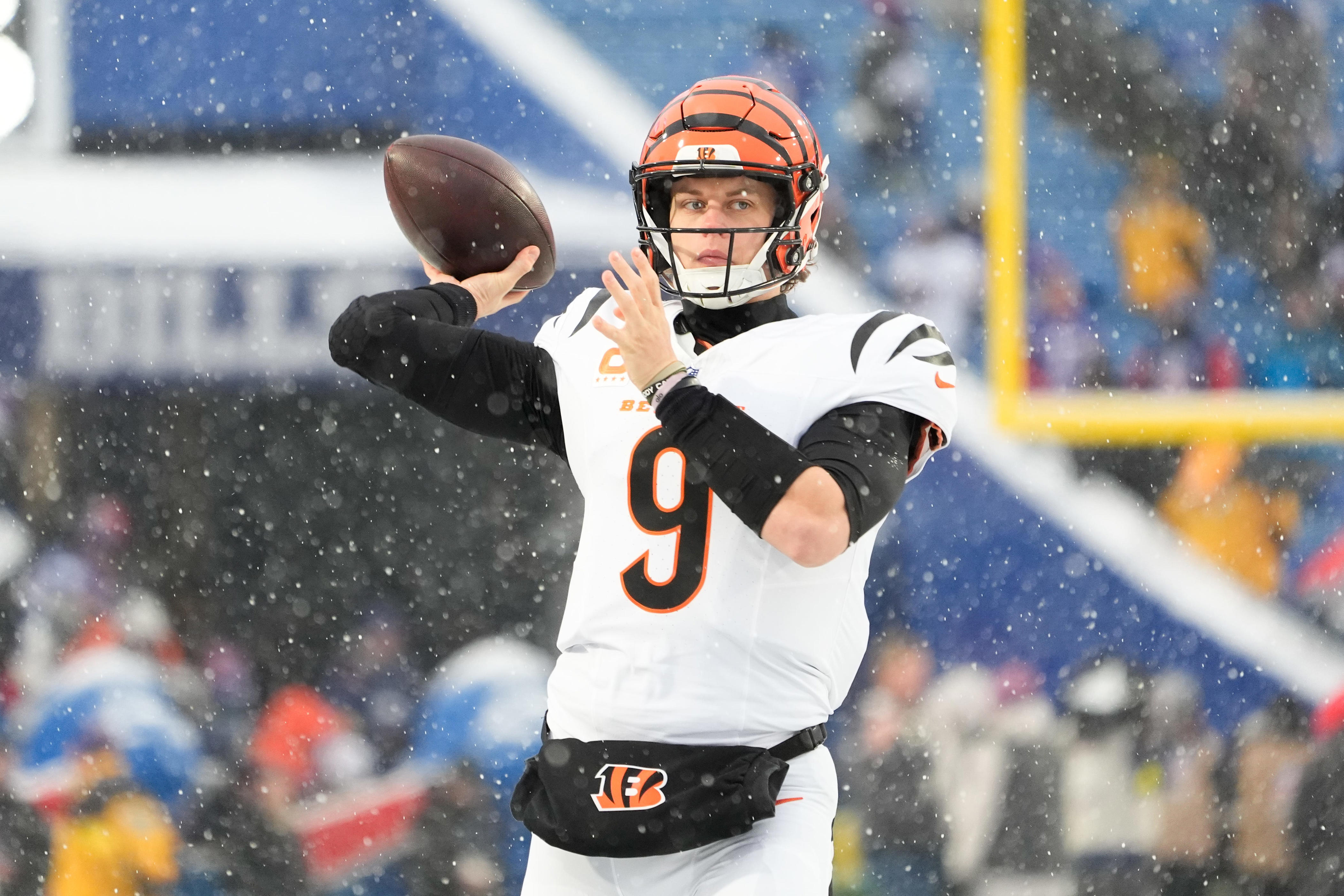 Ex-LSU football star Joe Burrow struggles on Sunday