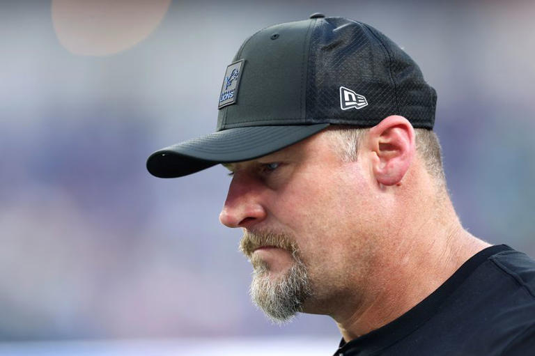 NFL fans rage over ‘worst touchdown call ever’ as explanation greeted ...