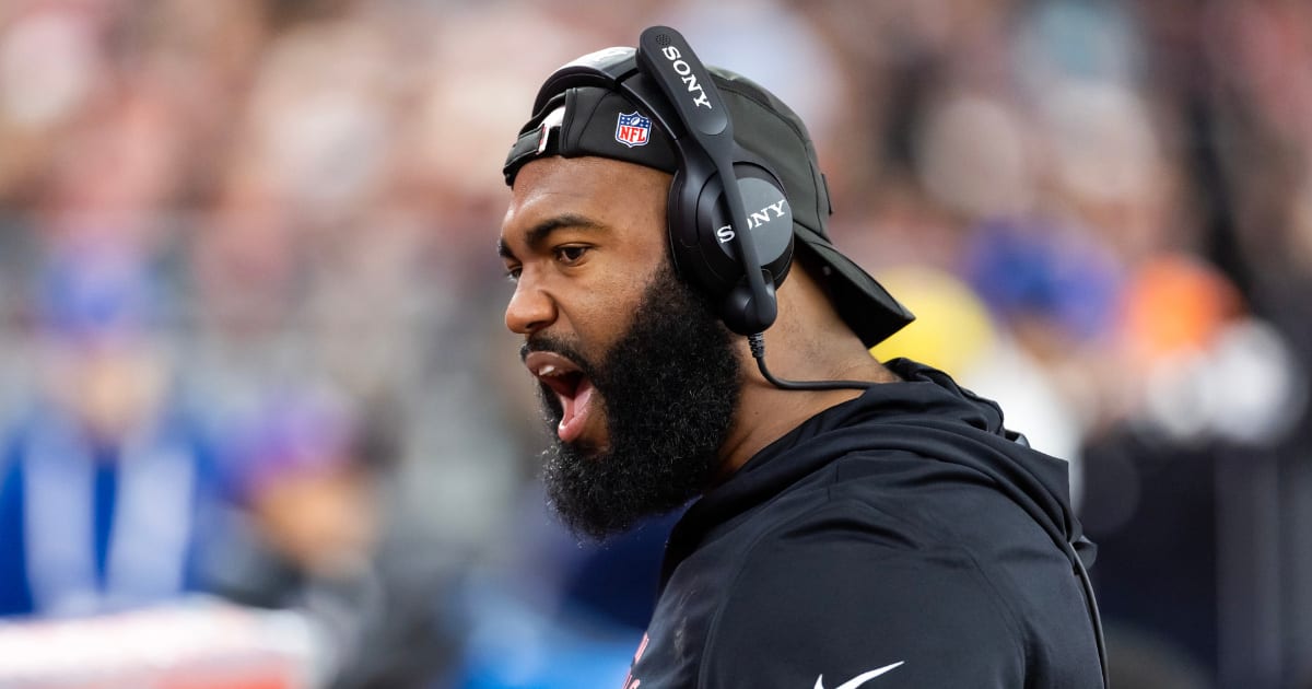 Michigan State set to hire DL coach Winston DeLattiboudere