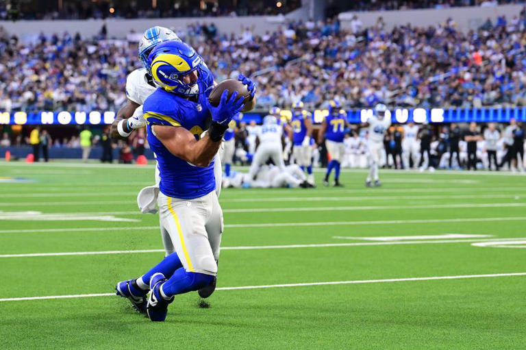 NFL fans rage over ‘worst touchdown call ever’ as explanation greeted ...