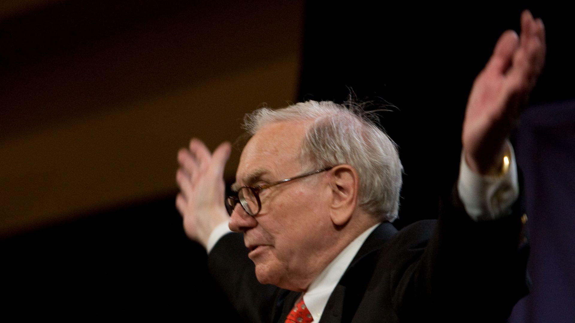 Warren Buffett Lives Frugally, and It's Impressive How