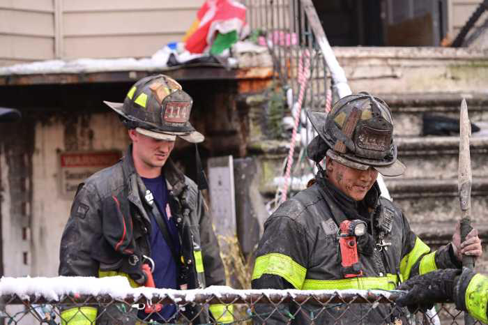Firefighters battle Brooklyn house fire as blocked hydrant, freezing ...